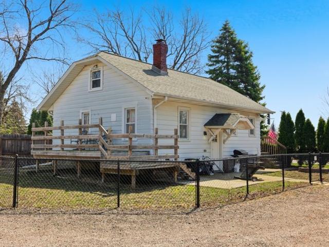 307 W Army Trail Rd, Bloomingdale, IL 60108
