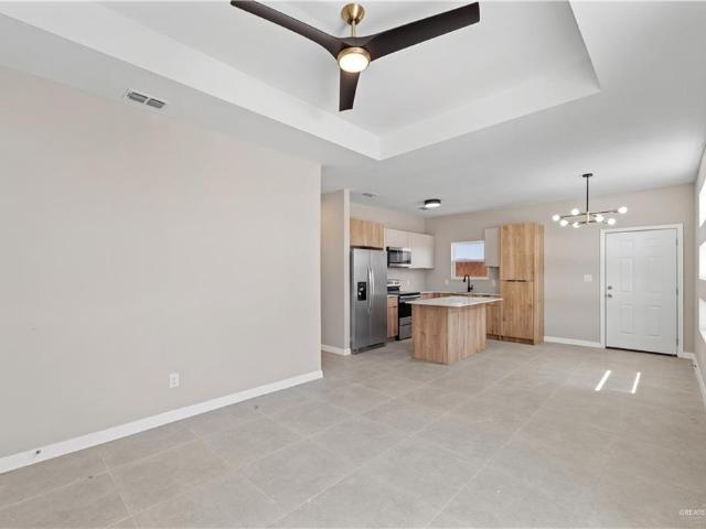 307 W Campeche Street 3