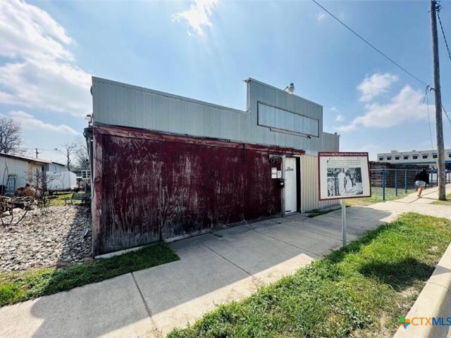 307 W Central Avenue