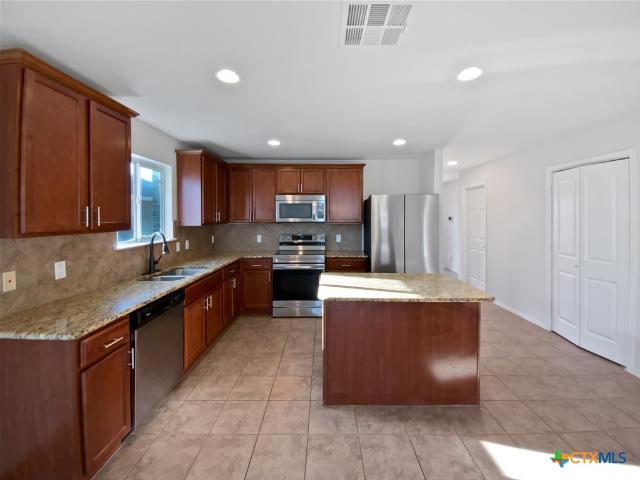 307 W Gemini Ln, Killeen, TX 76542 | MLS #597230 | Compass