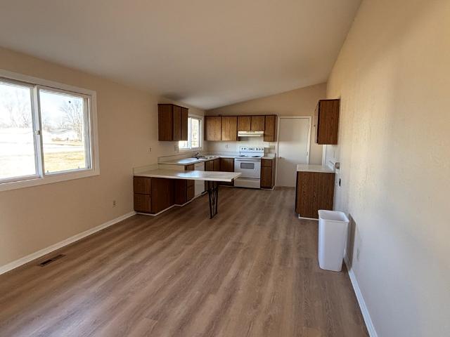 307 W Knox