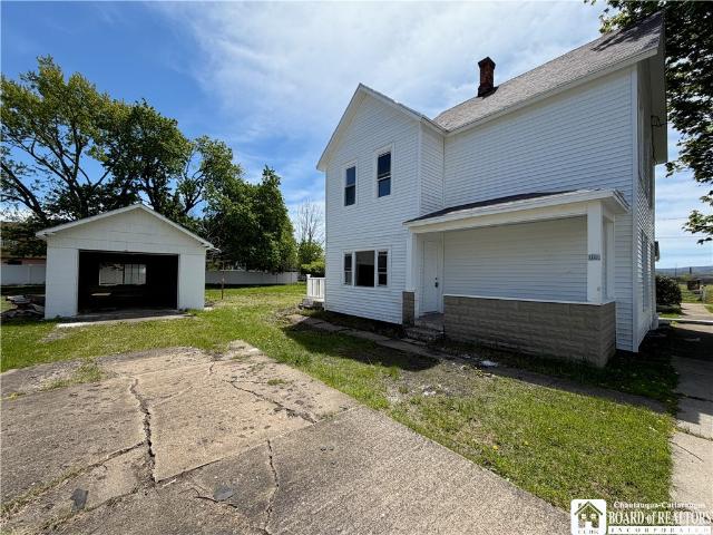 307 W Oak Street