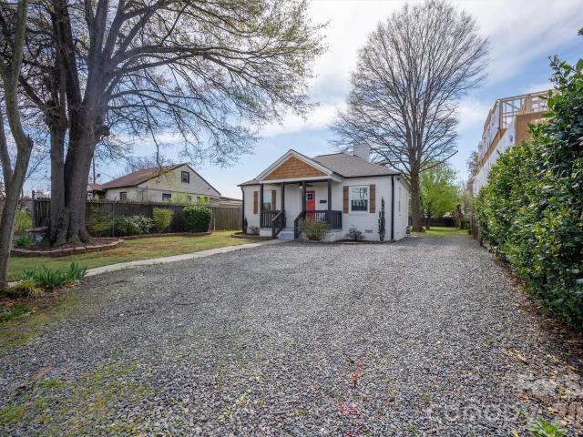 307 W Peterson Dr, Charlotte, NC 28217 | MLS #4363 | Compass