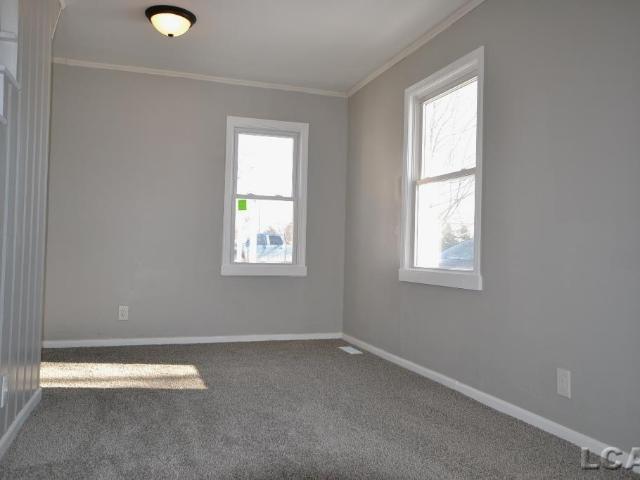 307 W Russell Road