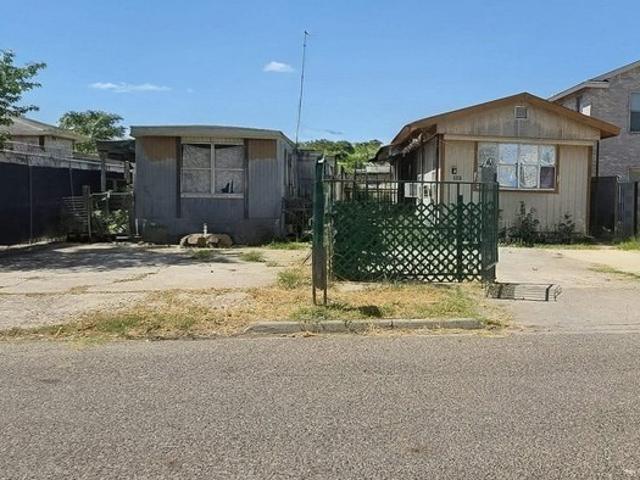 307 W Sycamore St, Laredo, TX 78041
