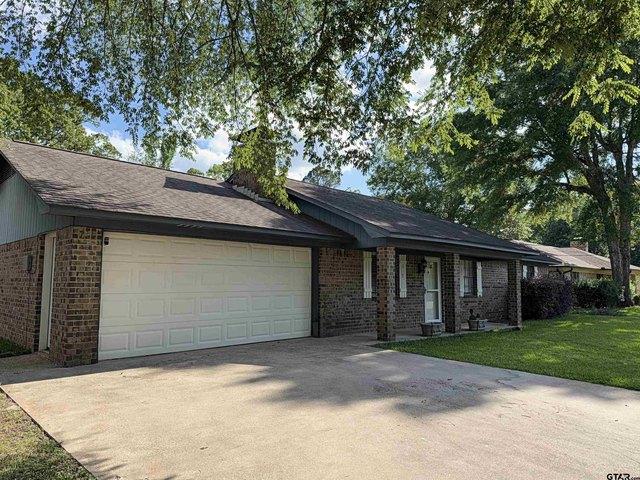 307 Woodhaven Dr, Whitehouse, TX 75791