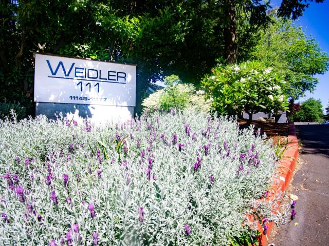 307 Weidler 111