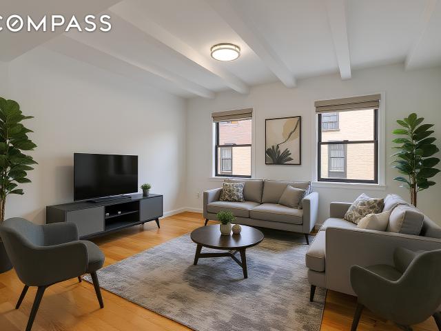 307 West 20th Street, New York, NY