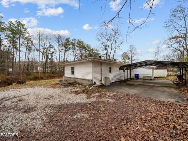 307 Tarwater St