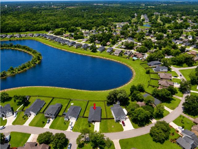 307 Twin Lakes Blvd West