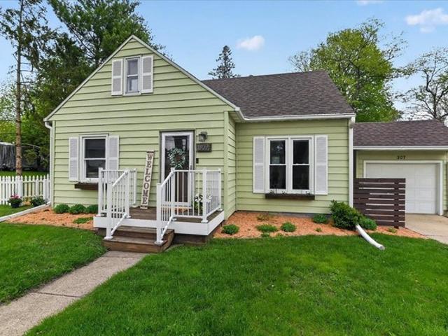 307 Union St, Sun Prairie, WI 53590