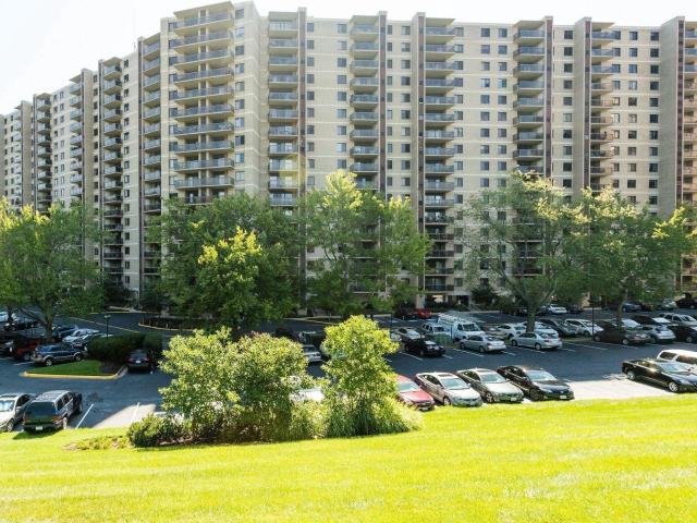 307 Yoakum Parkway # 1517