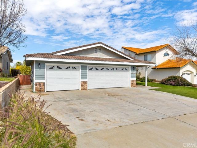 30841 Long Point Dr, Canyon Lake, CA 92587 | MLS #SW26028