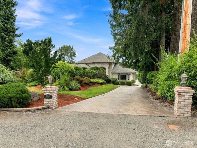 30848 W Lk Morton Dr SE, Kent, WA 98042