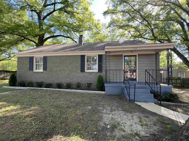 3084 St Charles Dr, Memphis, TN 38127