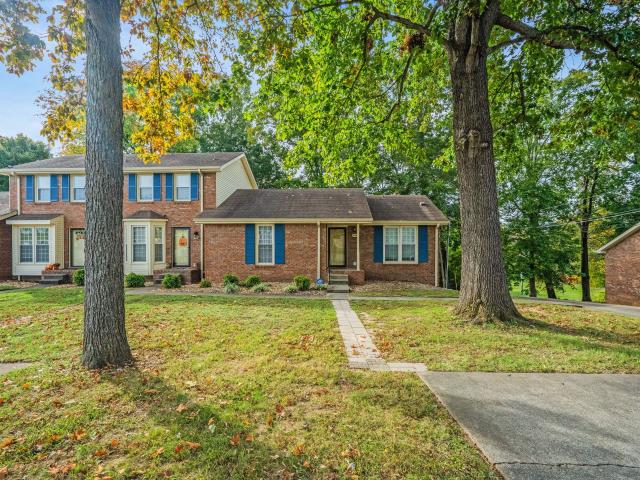 3084 Woody Ln, Clarksville, TN 37043 | MLS #3032 | Compass