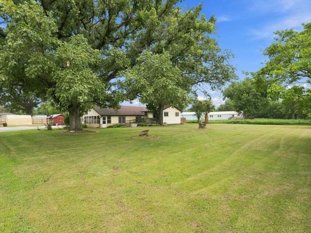 30850 th Ave, Long Grove, IA 52756