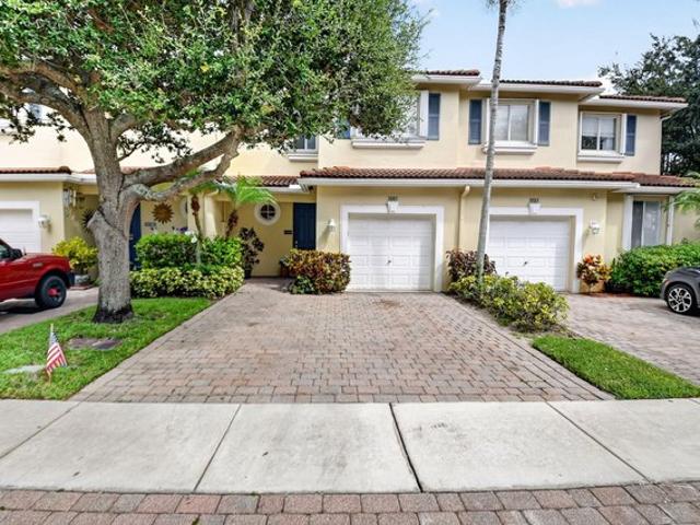 3085 N Evergreen Cir, Boynton Beach, FL 33426