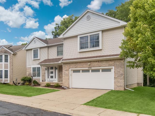 3085 N Foxridge Court