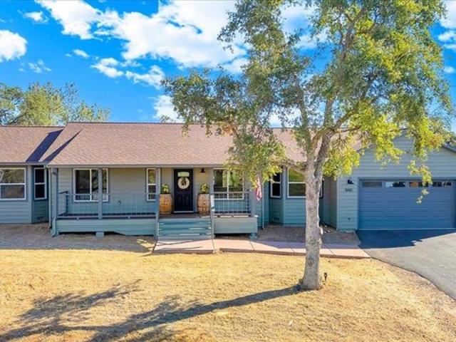 3085 Arrowhead St, Copperopolis, CA 95228
