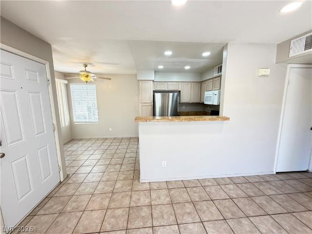 3085 CASEY Drive 204
