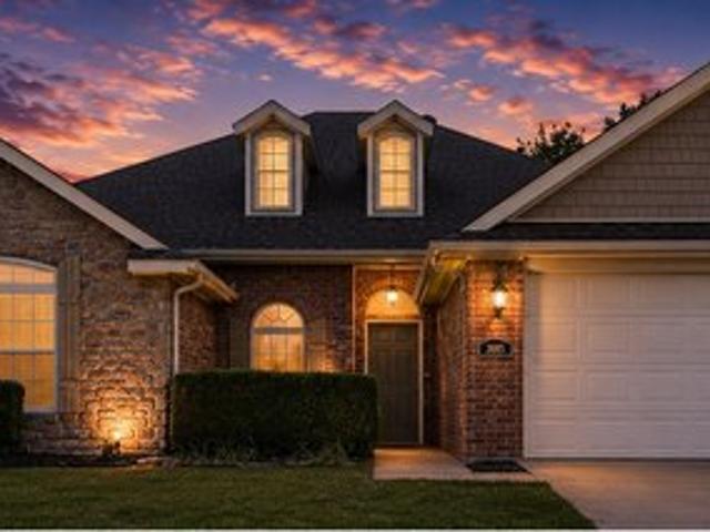 3085 Chadwick St, Springdale, AR 72764