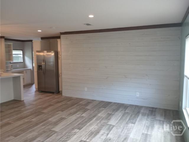 3085 John Wells Road