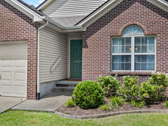 3085 River Run Trail