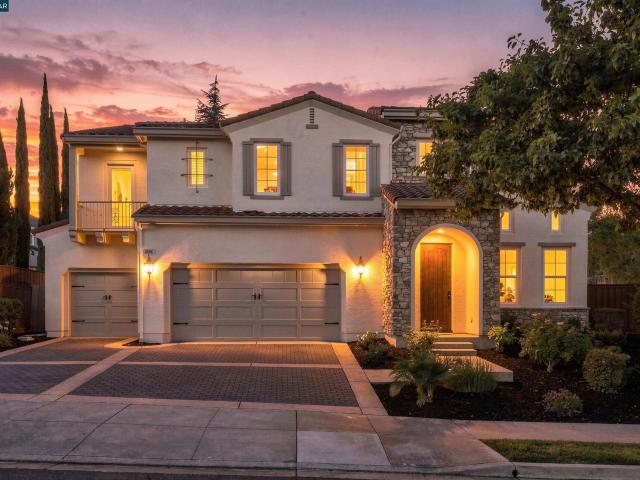 3086 Hastings Way