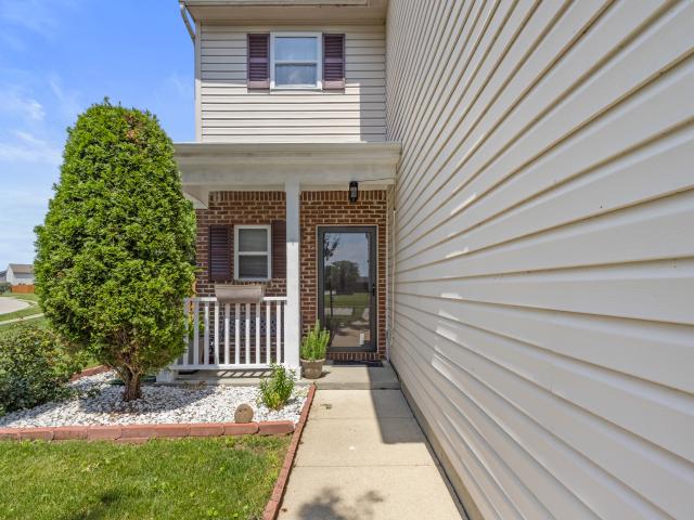3087 Rolling Knoll Lane