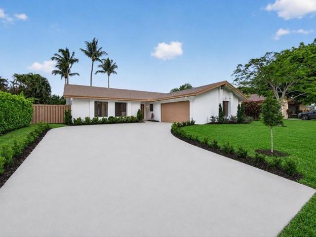 3088 NW 26th Ave, Boca Raton, FL 33434