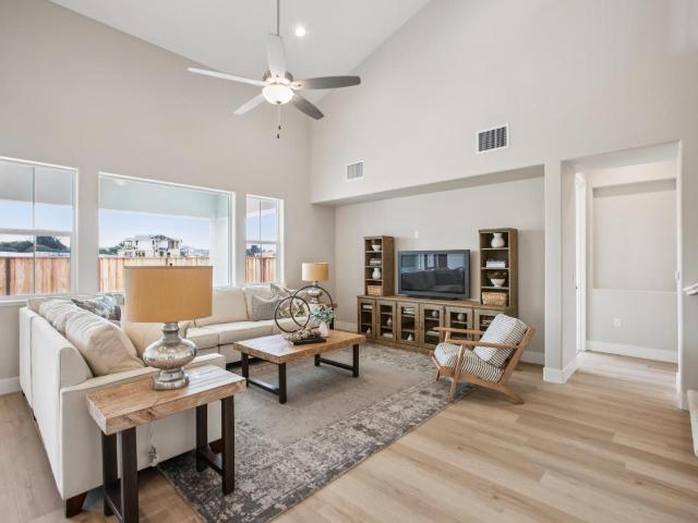 3088 Arroyo Dr, Marina, CA 93933 | MLS #ML82041