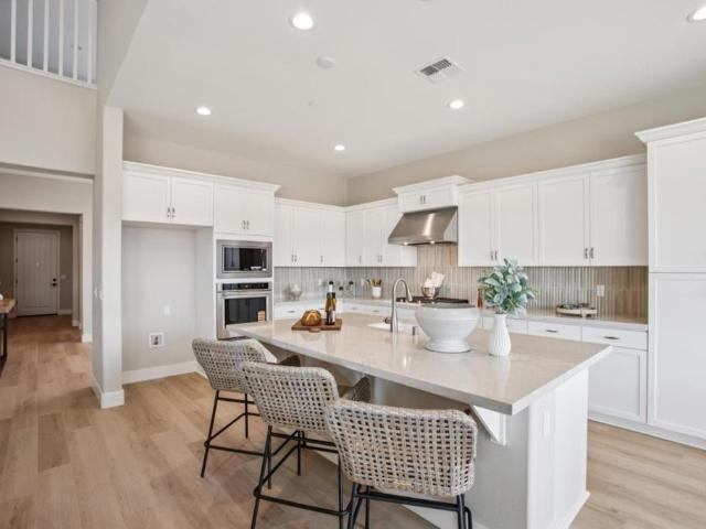 3088 Arroyo Drive