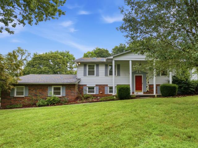 3088 Dixie Lee Cir