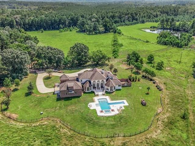 3088 Terrys Creek Rd, Magnolia, MS 39652