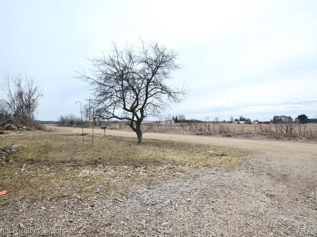 3088 7 Mile Road