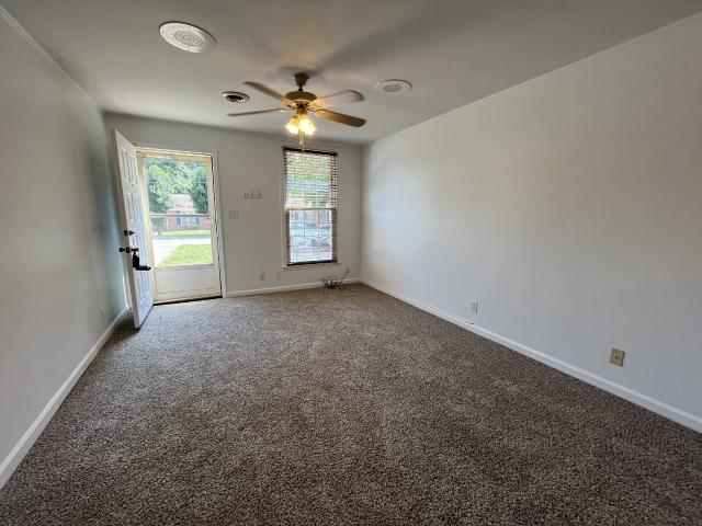3089 Woody Ln