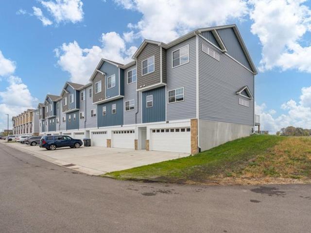 3080 Bluestem Trl, Mankato, MN 56001