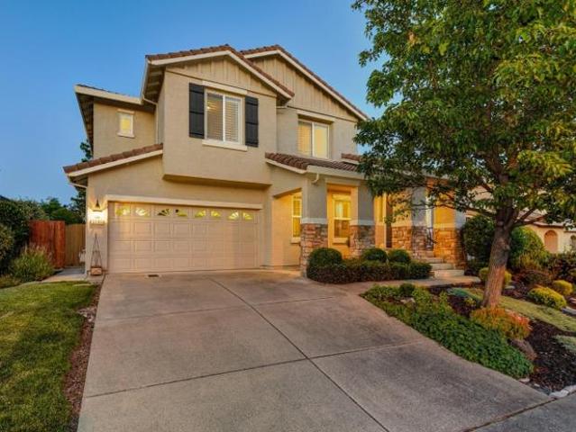 3080 Grasmere Cir, Roseville, CA 95661