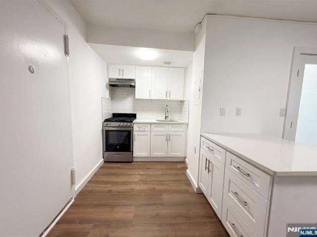 3081 Edwin Avenue # 1H