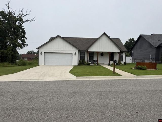 3081 Spring Mill Dr, Mountain Home, AR 72653
