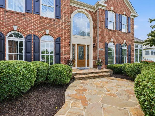 3082 Ballesteras Court