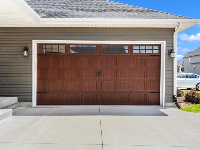3082 Charissas Place
