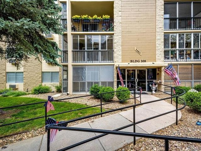 3082 S Wheeling Way Apt 105, Aurora, CO 80014