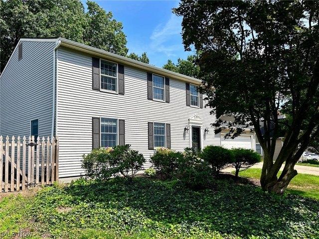 3083 Orchard Rd, Silver Lake, OH 44224