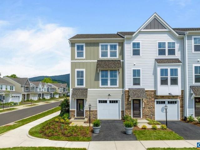 3038 Rambling Brook Ln, Crozet, VA 22932