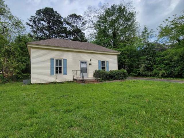 308 5th St, Manchester, GA 31816
