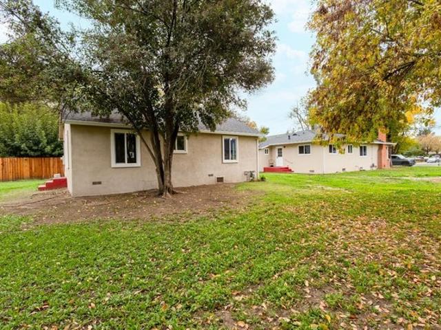 308 6th St, Roseville, CA 95678