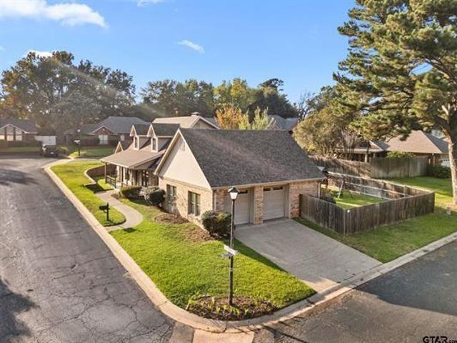 308 Canterbury Ct, Tyler, TX 75703 | MLS #21069 | Compass