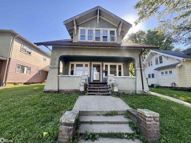 308 Church St, Audubon, IA 50025